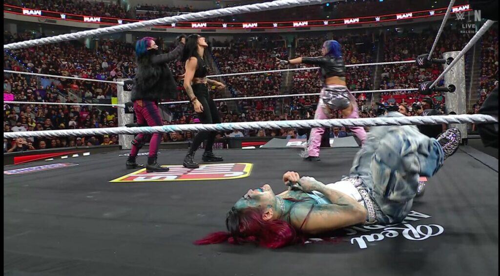 Asuka Hit IYO SKY With The Poison Mist On WWE Raw - Wrestling News