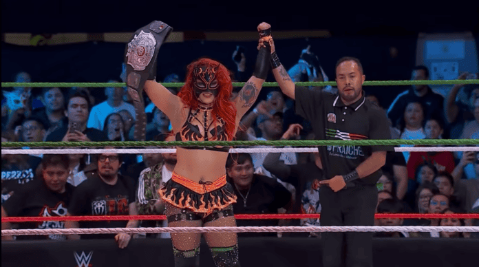 Bayley Makes AAA Debut At Rey De Reyes, Loses To Flammer After Las ...